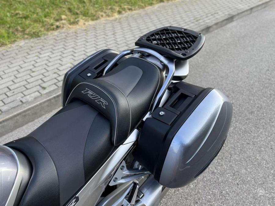 Ямаха FJR 1300 2008 в Каунас, объемом двигателя 1.30 л и пробегом 51 тыс. км за 4950 €, фото 10 на AUTOMOTO.COM.LV