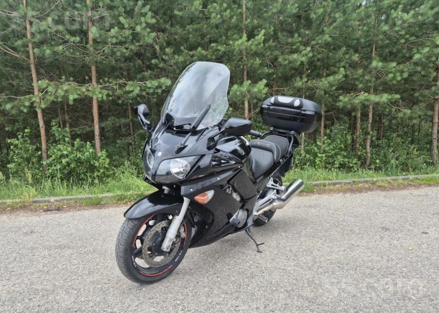 Yamaha FJR 1300 2011 in Ogre, with an engine capacity of 1.30 L and mileage of 0 thousand km for 6000 €, photo 1 on AUTOMOTO.COM.LV