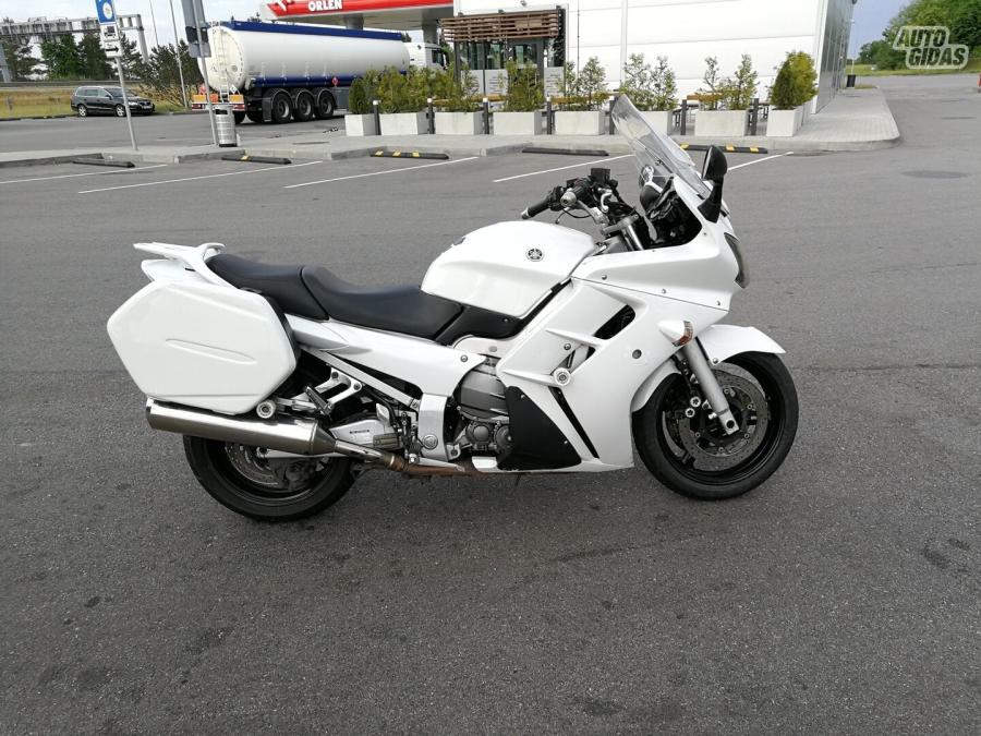Balts Yamaha FJR 1300 2006 Gargždai, ar dzinēja tilpumu 0.00 L un nobraukumu 130 tūkst. km par 2850 €, foto 6 vietnē AUTOMOTO.COM.LV