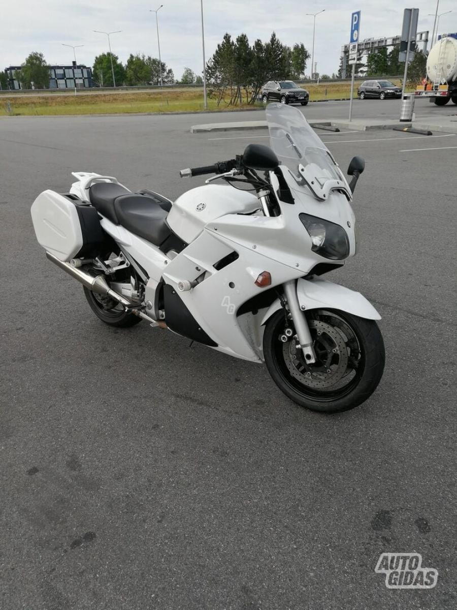 Balts Yamaha FJR 1300 2006 Gargždai, ar dzinēja tilpumu 0.00 L un nobraukumu 130 tūkst. km par 2850 €, foto 7 vietnē AUTOMOTO.COM.LV