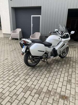 White Yamaha FJR 1300 2012 in Skuodas, with an engine capacity of 1.30 L and mileage of 68 thousand km for 5400 €, photo 5 on AUTOMOTO.COM.LV