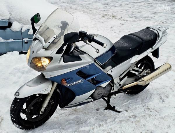 Pelēks Yamaha FJR 2005 Viļņa, ar dzinēja tilpumu 1.30 L un nobraukumu 0 tūkst. km par 2050 €, foto 1 vietnē AUTOMOTO.COM.LV