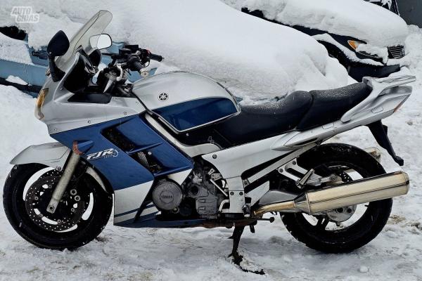 Pelēks Yamaha FJR 2005 Viļņa, ar dzinēja tilpumu 1.30 L un nobraukumu 0 tūkst. km par 2050 €, foto 2 vietnē AUTOMOTO.COM.LV