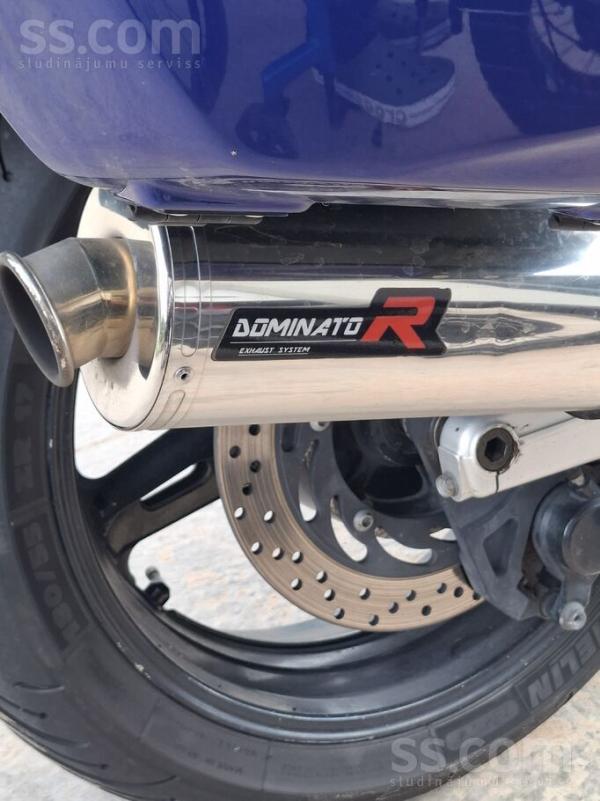 Yamaha FJR 2001 Cēsis, ar dzinēja tilpumu 1.30 L un nobraukumu 0 tūkst. km par 3500 €, foto 3 vietnē AUTOMOTO.COM.LV