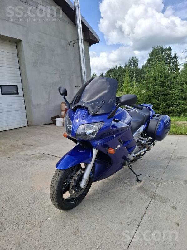 Yamaha FJR 2001 Cēsis, ar dzinēja tilpumu 1.30 L un nobraukumu 0 tūkst. km par 3500 €, foto 8 vietnē AUTOMOTO.COM.LV