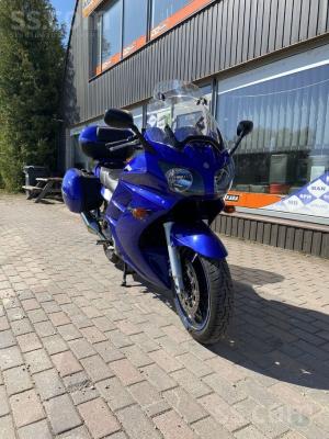 Ямаха FJR 2001 в Бауска, объемом двигателя 1.30 л и пробегом 0 тыс. км за 4100 €, фото  на AUTOMOTO.COM.LV
