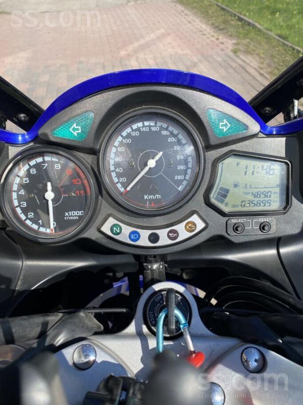 Yamaha FJR 2001 in Bauska on AUTOMOTO.COM.LV Yamaha FJR 2001 in Bauska, with an engine capacity of 1.30 L and mileage of 0 thousand km for 4100 €, photo 10 on AUTOMOTO.COM.LV