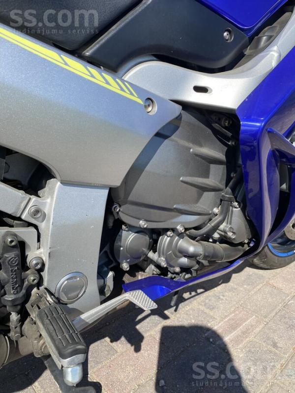 Yamaha FJR 2001 in Bauska on AUTOMOTO.COM.LV Yamaha FJR 2001 in Bauska, with an engine capacity of 1.30 L and mileage of 0 thousand km for 4100 €, photo 11 on AUTOMOTO.COM.LV