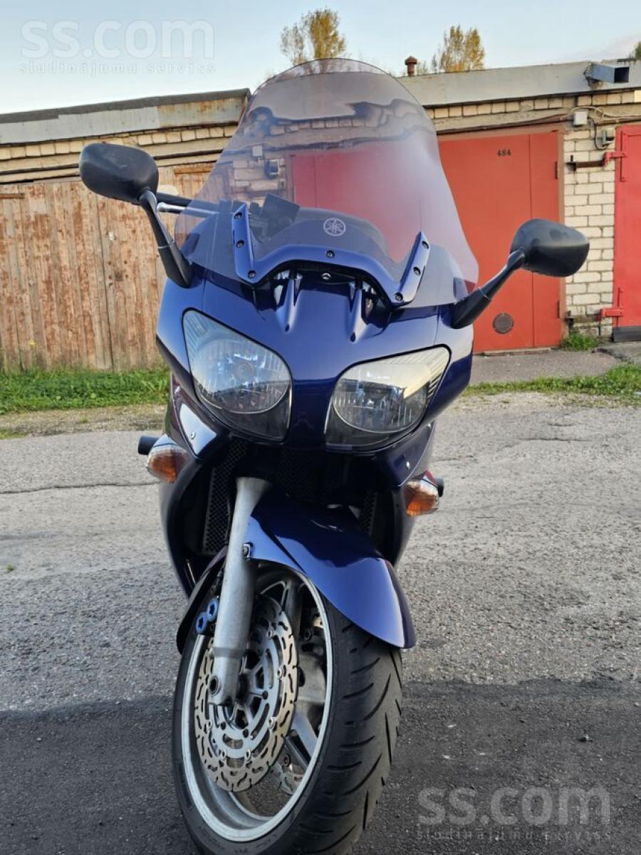 Yamaha FJR 2005 in Riga, with an engine capacity of 1.30 L and mileage of 0 thousand km for 2800 €, photo 1 on AUTOMOTO.COM.LV