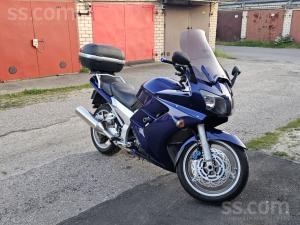 Yamaha FJR 2005 in Riga, with an engine capacity of 1.30 L and mileage of 0 thousand km for 2800 €, photo 3 on AUTOMOTO.COM.LV