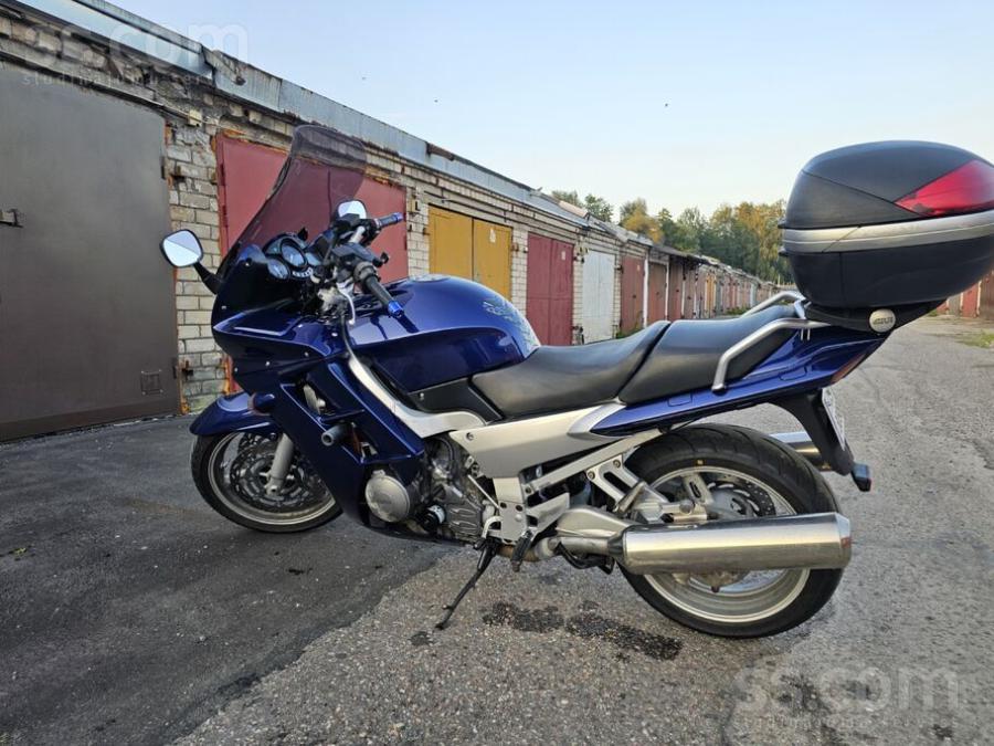 Yamaha FJR 2005 in Riga, with an engine capacity of 1.30 L and mileage of 0 thousand km for 2800 €, photo 6 on AUTOMOTO.COM.LV