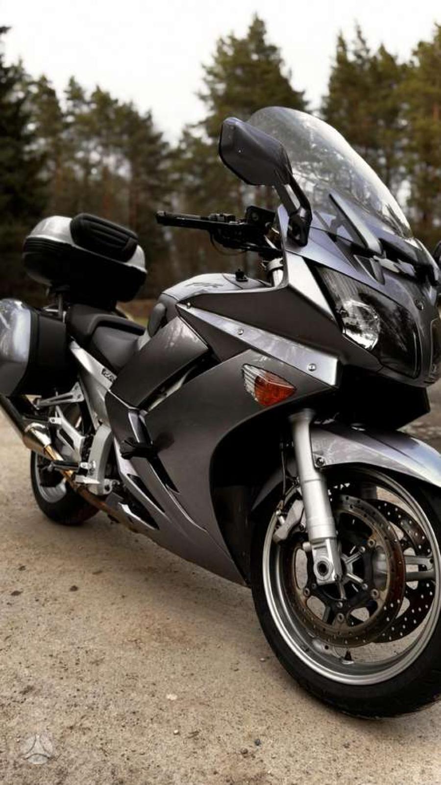 Yamaha FJR 2008 in Kaunas, with an engine capacity of 1.30 L and mileage of 130 thousand km for 4500 €, photo 14 on AUTOMOTO.COM.LV