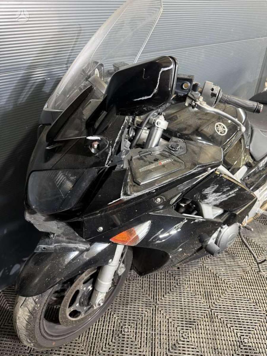 Yamaha FJR 2009 in Taurage, with an engine capacity of 1.30 L and mileage of 75 thousand km for 2550 €, photo 4 on AUTOMOTO.COM.LV