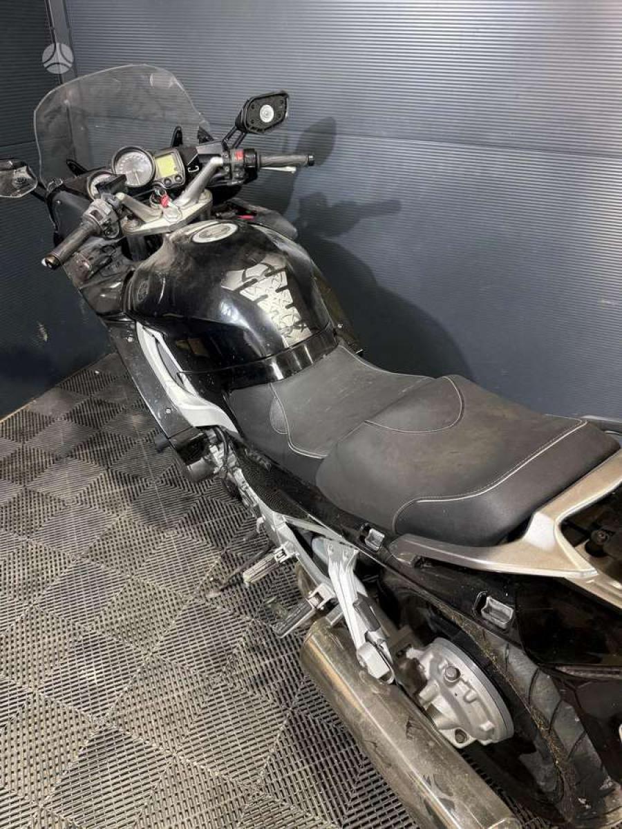Yamaha FJR 2009 in Taurage, with an engine capacity of 1.30 L and mileage of 75 thousand km for 2550 €, photo 7 on AUTOMOTO.COM.LV