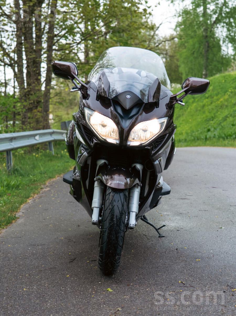 Yamaha FJR 2015 Cēsis, ar dzinēja tilpumu 1.30 L un nobraukumu 0 tūkst. km par 9800 €, foto 3 vietnē AUTOMOTO.COM.LV