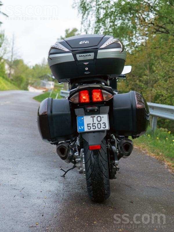 Yamaha FJR 2015 Cēsis, ar dzinēja tilpumu 1.30 L un nobraukumu 0 tūkst. km par 9800 €, foto 5 vietnē AUTOMOTO.COM.LV
