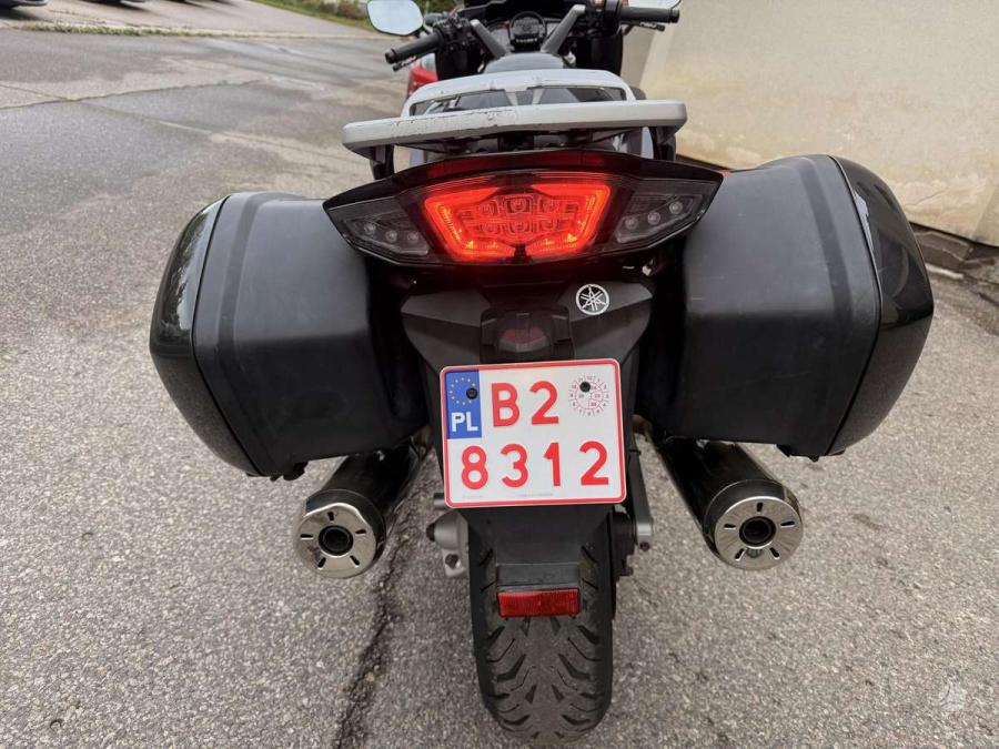 Yamaha FJR 2018 Viļņa, ar dzinēja tilpumu 1.30 L un nobraukumu 38 tūkst. km par 9500 €, foto 7 vietnē AUTOMOTO.COM.LV