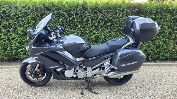 Yamaha FJR 2019 Ogre, ar dzinēja tilpumu 1.30 L un nobraukumu 0 tūkst. km par 11499 €, foto 2 vietnē AUTOMOTO.COM.LV