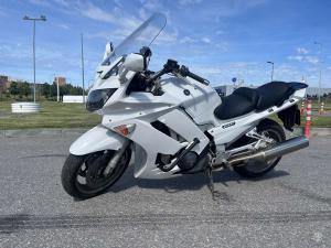White Yamaha FJR 2012 in Klaipeda, with an engine capacity of 1.30 L and mileage of 62 thousand km for 4600 €, photo 6 on AUTOMOTO.COM.LV