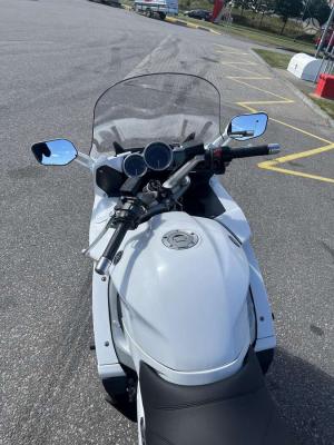 White Yamaha FJR 2012 in Klaipeda, with an engine capacity of 1.30 L and mileage of 62 thousand km for 4600 €, photo 8 on AUTOMOTO.COM.LV