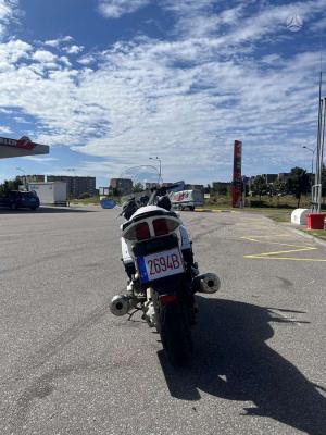 White Yamaha FJR 2012 in Klaipeda, with an engine capacity of 1.30 L and mileage of 62 thousand km for 4600 €, photo 11 on AUTOMOTO.COM.LV