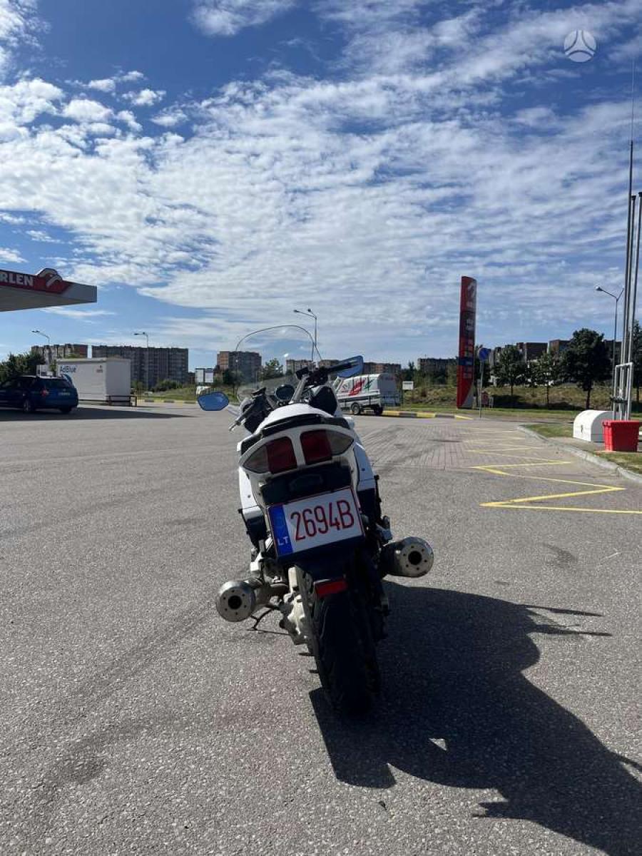 White Yamaha FJR 2012 in Klaipeda, with an engine capacity of 1.30 L and mileage of 62 thousand km for 4600 €, photo 11 on AUTOMOTO.COM.LV