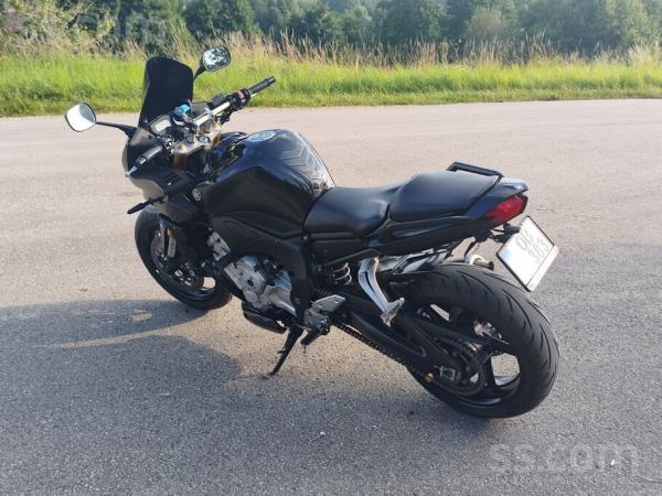 Ямаха Fz 1S 2007 в Краслава, объемом двигателя 1.00 л и пробегом 0 тыс. км за 4200 €, фото 3 на AUTOMOTO.COM.LV