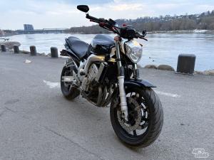Black Yamaha FZ 6 2004 in Kaunas, with an engine capacity of 0.60 L and mileage of 64 thousand km for 2200 €, photo 8 on AUTOMOTO.COM.LV