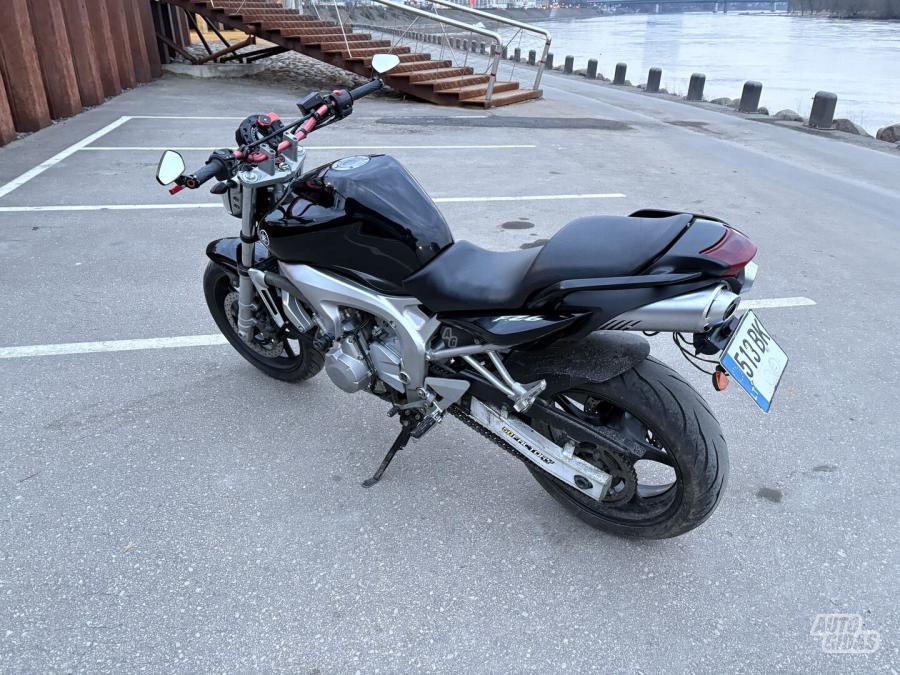Black Yamaha FZ 6 2004 in Kaunas, with an engine capacity of 0.60 L and mileage of 64 thousand km for 2200 €, photo 11 on AUTOMOTO.COM.LV
