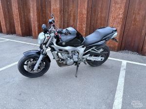 Black Yamaha FZ 6 2004 in Kaunas, with an engine capacity of 0.60 L and mileage of 64 thousand km for 2200 €, photo 14 on AUTOMOTO.COM.LV