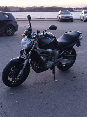Melns Yamaha FZ 6 2005 Kauņa, ar dzinēja tilpumu 0.60 L un nobraukumu 65 tūkst. km par 2000 €, foto 5 vietnē AUTOMOTO.COM.LV