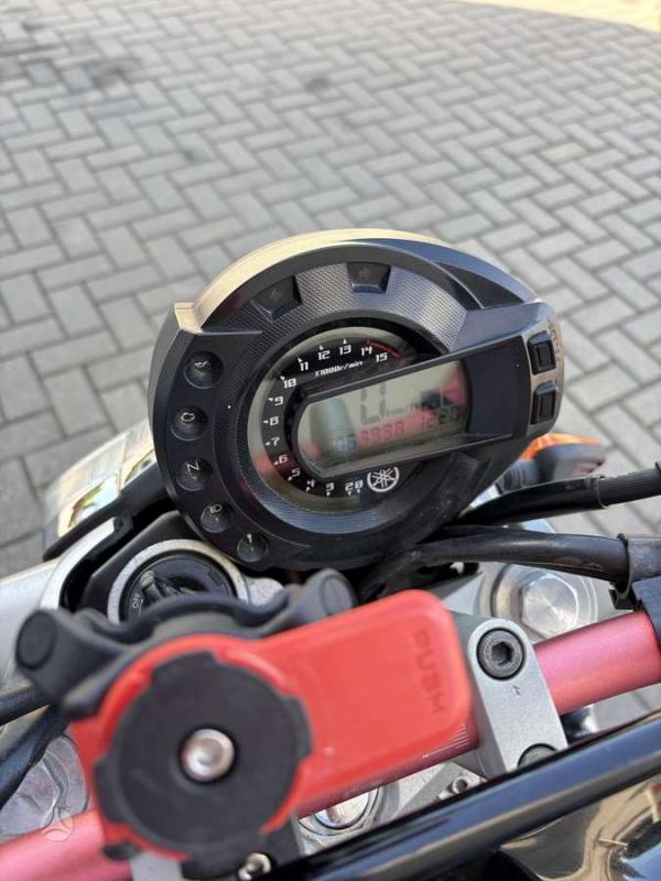 Черный Ямаха FZ 6 2005 в Каунас, объемом двигателя 0.60 л и пробегом 64 тыс. км за 1950 €, фото 3 на AUTOMOTO.COM.LV