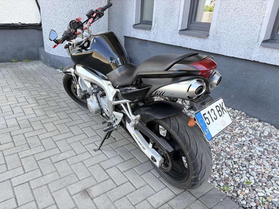 Black Yamaha FZ 6 2005 in Kaunas, with an engine capacity of 0.60 L and mileage of 64 thousand km for 1950 €, photo 9 on AUTOMOTO.COM.LV