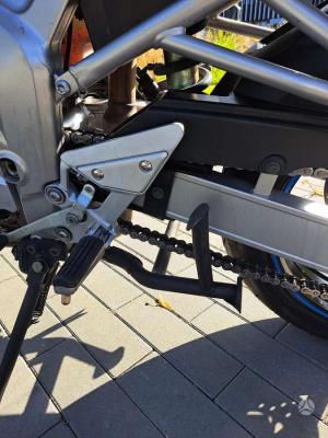Melns Yamaha FZ 6 2005 Kauņa, ar dzinēja tilpumu 0.60 L un nobraukumu 49 tūkst. km par 2700 €, foto 9 vietnē AUTOMOTO.COM.LV