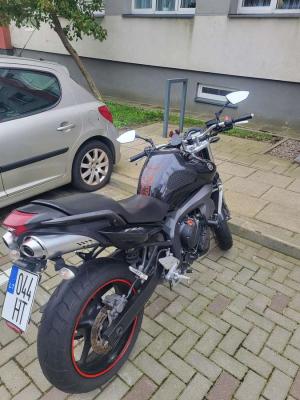Black Yamaha FZ 6 2005 in Klaipeda, with an engine capacity of 0.60 L and mileage of 33 thousand km for 2600 €, photo 6 on AUTOMOTO.COM.LV