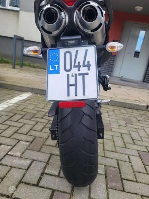 Black Yamaha FZ 6 2005 in Klaipeda, with an engine capacity of 0.60 L and mileage of 33 thousand km for 2600 €, photo 8 on AUTOMOTO.COM.LV
