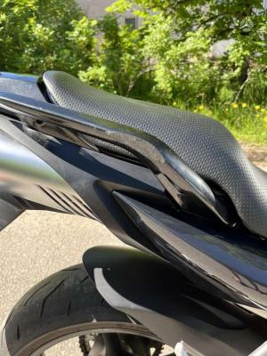 Black Yamaha FZ 6 2006 in Plunge, with an engine capacity of 0.60 L and mileage of 29 thousand km for 2450 €, photo 13 on AUTOMOTO.COM.LV
