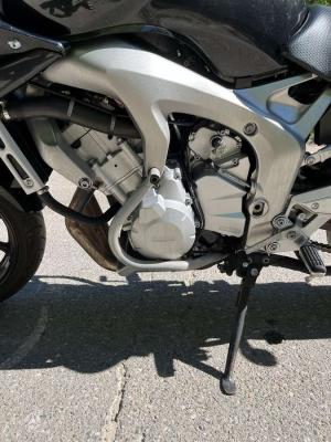 Black Yamaha FZ 6 2006 in Plunge, with an engine capacity of 0.60 L and mileage of 29 thousand km for 2450 €, photo 14 on AUTOMOTO.COM.LV