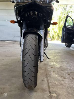 Black Yamaha FZ 6 2006 in Plunge, with an engine capacity of 0.60 L and mileage of 29 thousand km for 2450 €, photo 22 on AUTOMOTO.COM.LV
