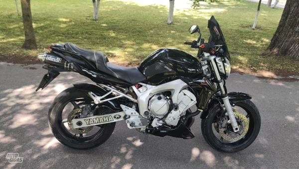 Black Yamaha FZ 6 2006 in Vilnius, with an engine capacity of 0.60 L and mileage of 63 thousand km for 2800 €, photo 7 on AUTOMOTO.COM.LV