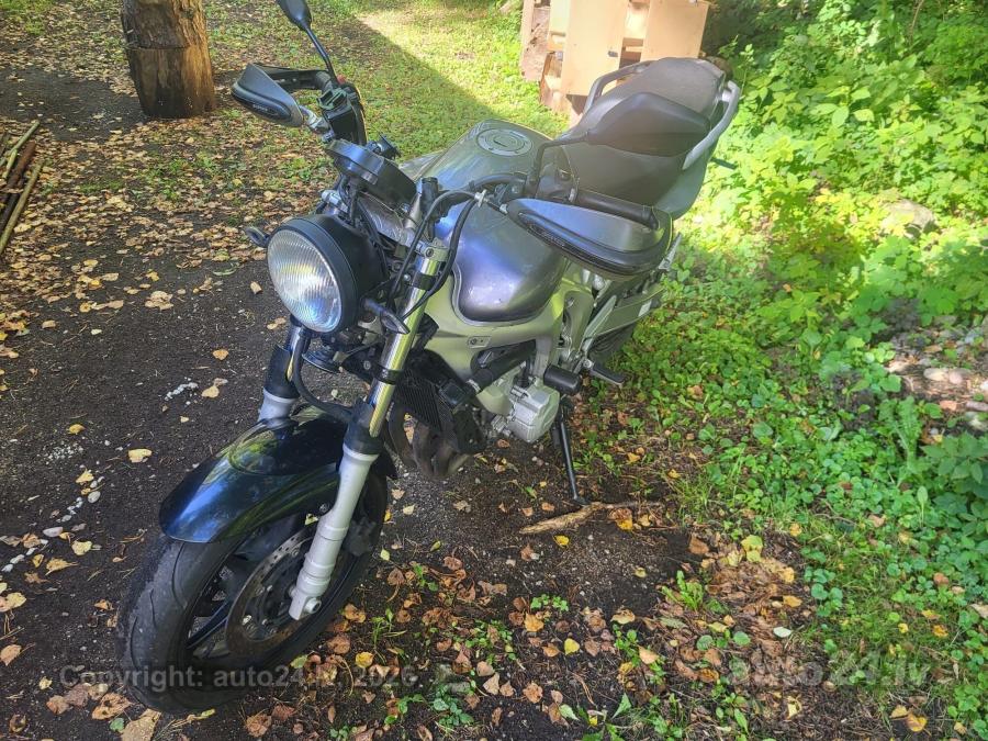 Black Yamaha FZ 6 2006 in Tallinn, with an engine capacity of 0.60 L and mileage of 44 thousand km for 2300 €, photo 4 on AUTOMOTO.COM.LV