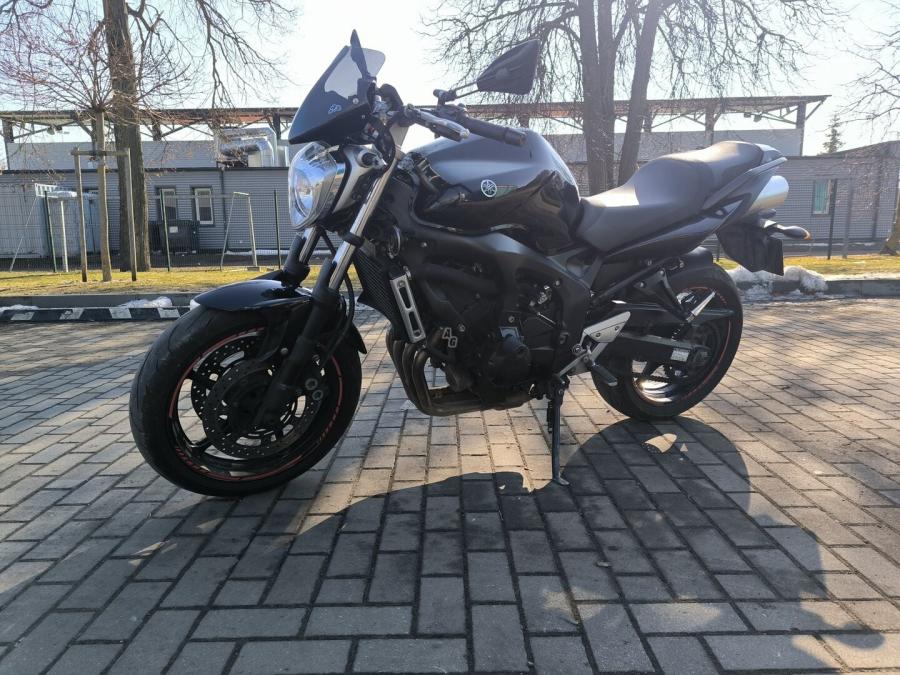 Melns Yamaha FZ 6 2007 Radviliškis, ar dzinēja tilpumu 0.60 L un nobraukumu 52 tūkst. km par 2800 €, foto 2 vietnē AUTOMOTO.COM.LV