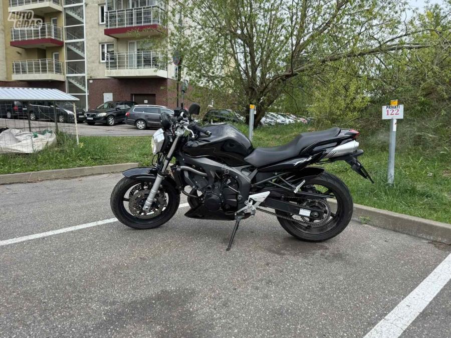 Черный Ямаха FZ 6 2007 в Вильнюс, объемом двигателя 0.60 л и пробегом 57 тыс. км за 2400 €, фото 12 на AUTOMOTO.COM.LV