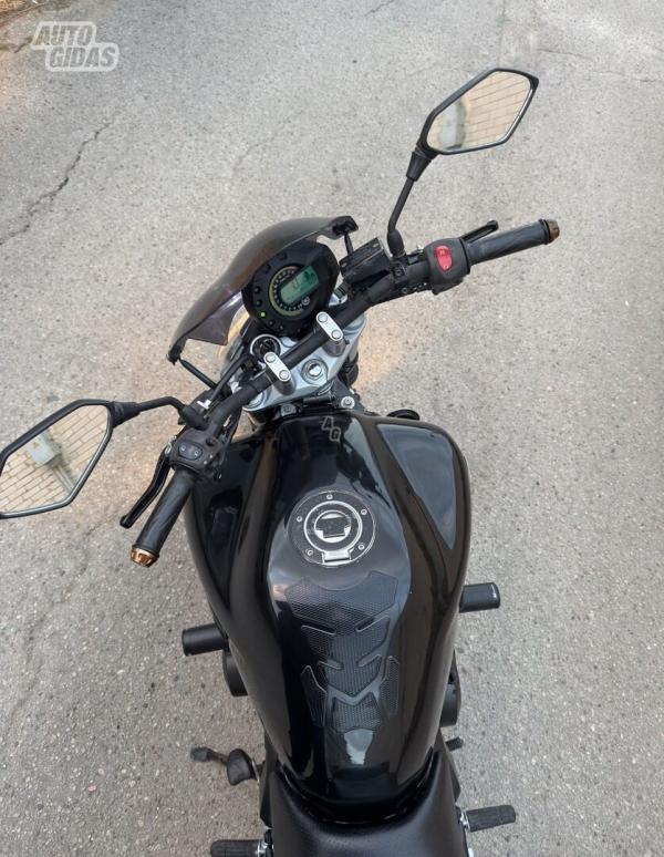 Black Yamaha FZ 6 2007 in Panevezys, with an engine capacity of 0.60 L and mileage of 71 thousand km for 2300 €, photo 4 on AUTOMOTO.COM.LV