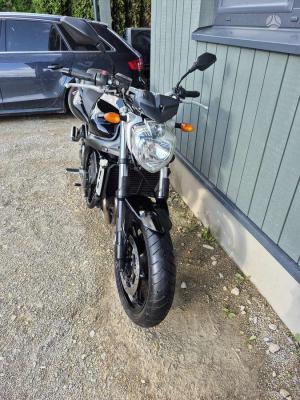 Черный Ямаха FZ 6 2007 в Куршенай, объемом двигателя 0.60 л и пробегом 53 тыс. км за 2750 €, фото 5 на AUTOMOTO.COM.LV
