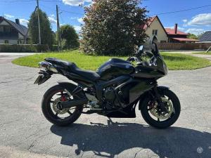 Черный Ямаха FZ 6 2008 в Мажейкяй, объемом двигателя 0.60 л и пробегом 60 тыс. км за 2400 €, фото 5 на AUTOMOTO.COM.LV