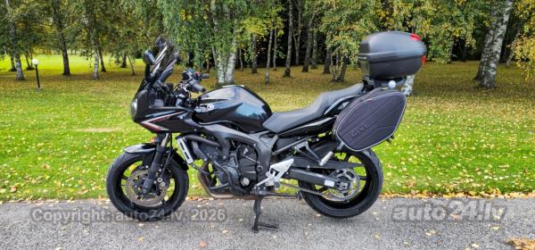 Yamaha FZ 6 2008 in Tartu on AUTOMOTO.COM.LV Black Yamaha FZ 6 2008 in Tartu, with an engine capacity of 0.60 L and mileage of 35 thousand km for 3800 €, photo 4 on AUTOMOTO.COM.LV