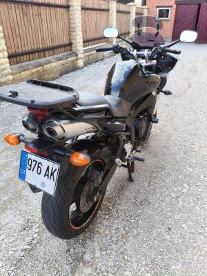 Black Yamaha FZ 6 2009 in Siauliai, with an engine capacity of 0.60 L and mileage of 53 thousand km for 3000 €, photo 3 on AUTOMOTO.COM.LV