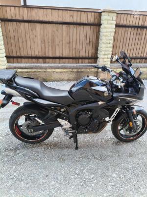 Black Yamaha FZ 6 2009 in Siauliai, with an engine capacity of 0.60 L and mileage of 53 thousand km for 3000 €, photo 4 on AUTOMOTO.COM.LV
