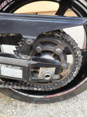 Black Yamaha FZ 6 2009 in Siauliai, with an engine capacity of 0.60 L and mileage of 53 thousand km for 3000 €, photo 10 on AUTOMOTO.COM.LV